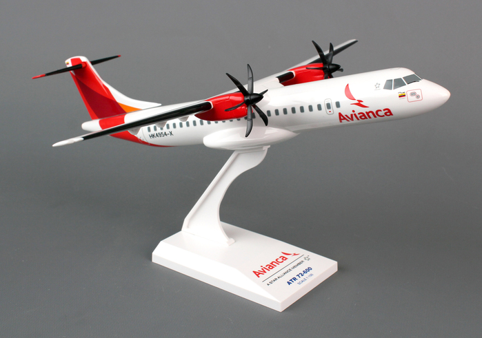 ScaleModelStore.com :: Skymarks 1:100 - SKR772 - Avianca ATR-72