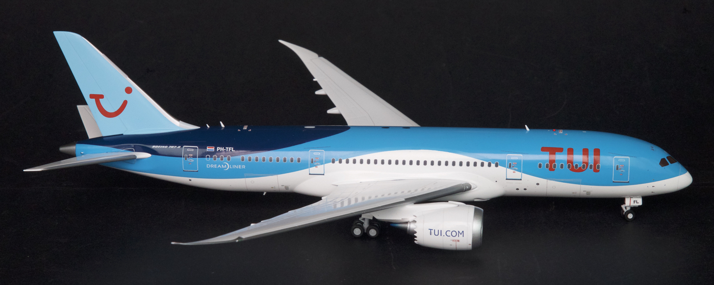 Scale Model Store.com :: JC Wings 1:200 - LH2004 - TUI Boeing 787-8