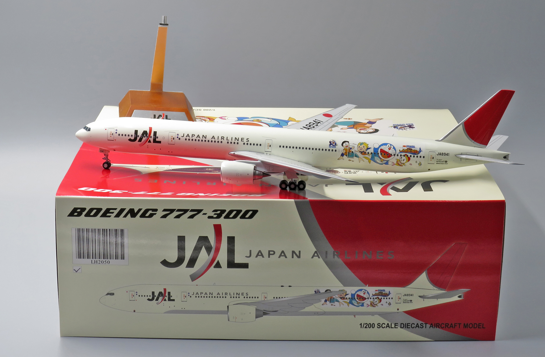 JAPAN AIRLINES JAL BOEING 777 Passenger Airplane Plane Aircraft Diecast ...