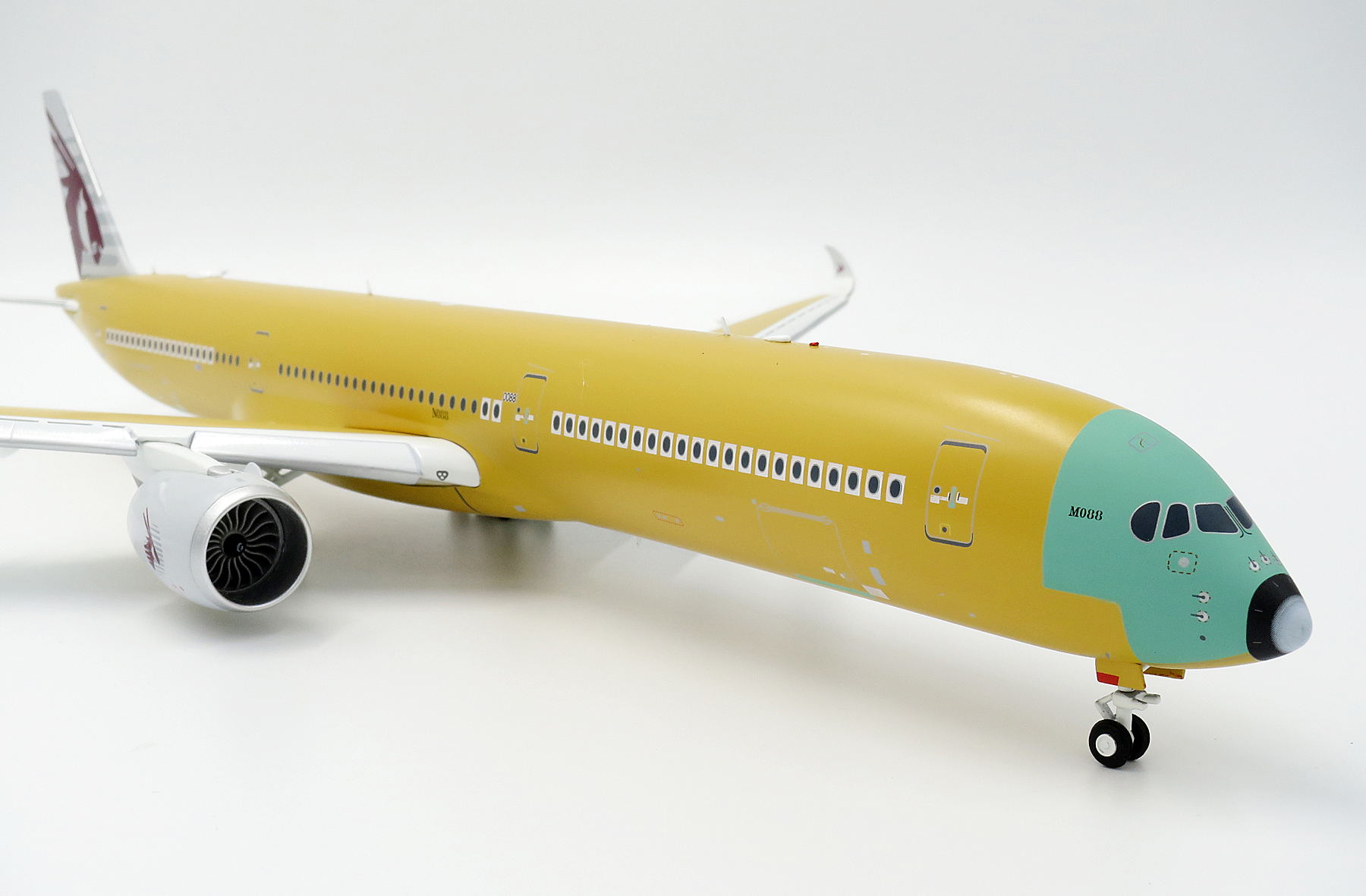 ScaleModelStore.com :: JC Wings 1:200 - LH2089A - Qatar Airways Airbus ...