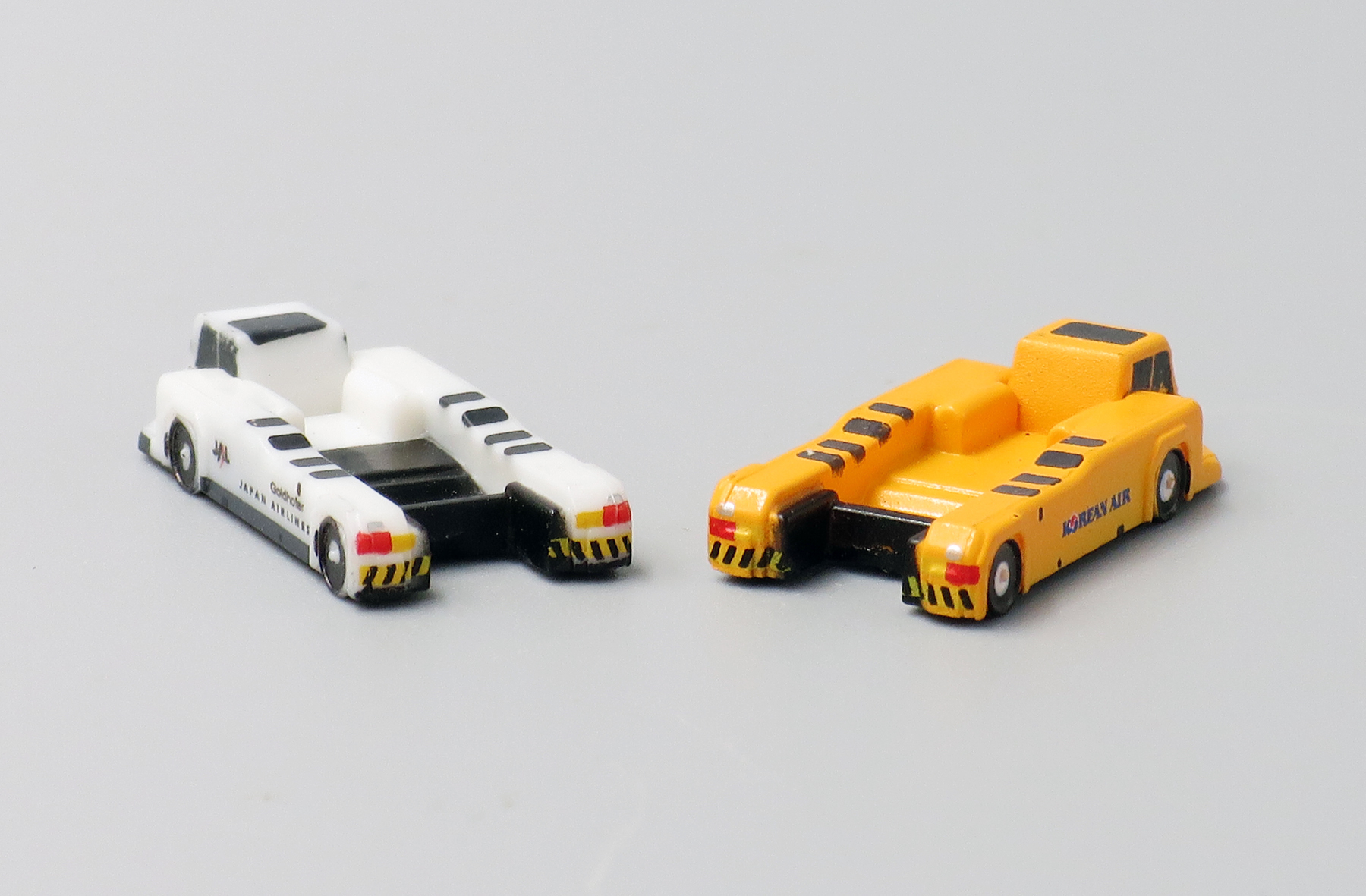 ScaleModelStore.com :: JC Wings 1:400 - JCGSE007 - 2xKorean,2xJAL Push ...