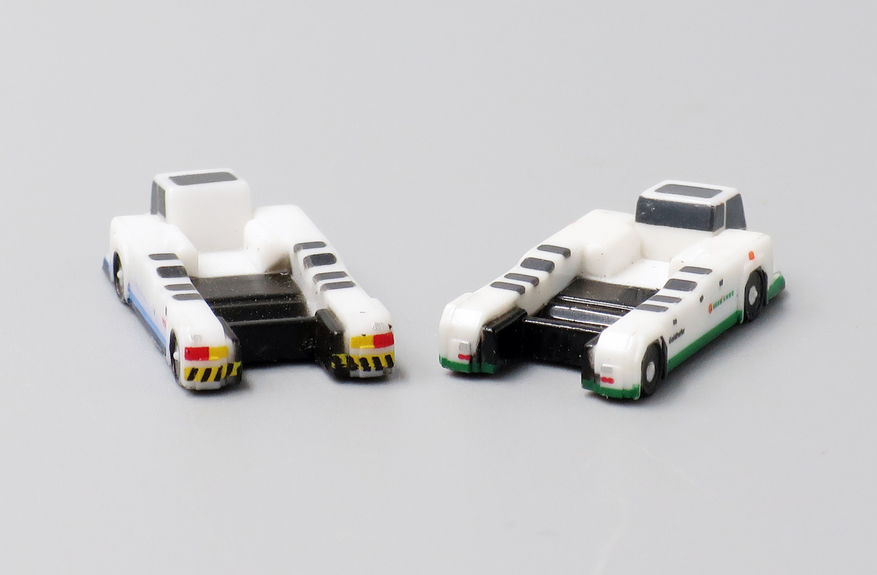 ScaleModelStore.com :: JC Wings 1:400 - JCGSE010 - 2xChina Airlines ...