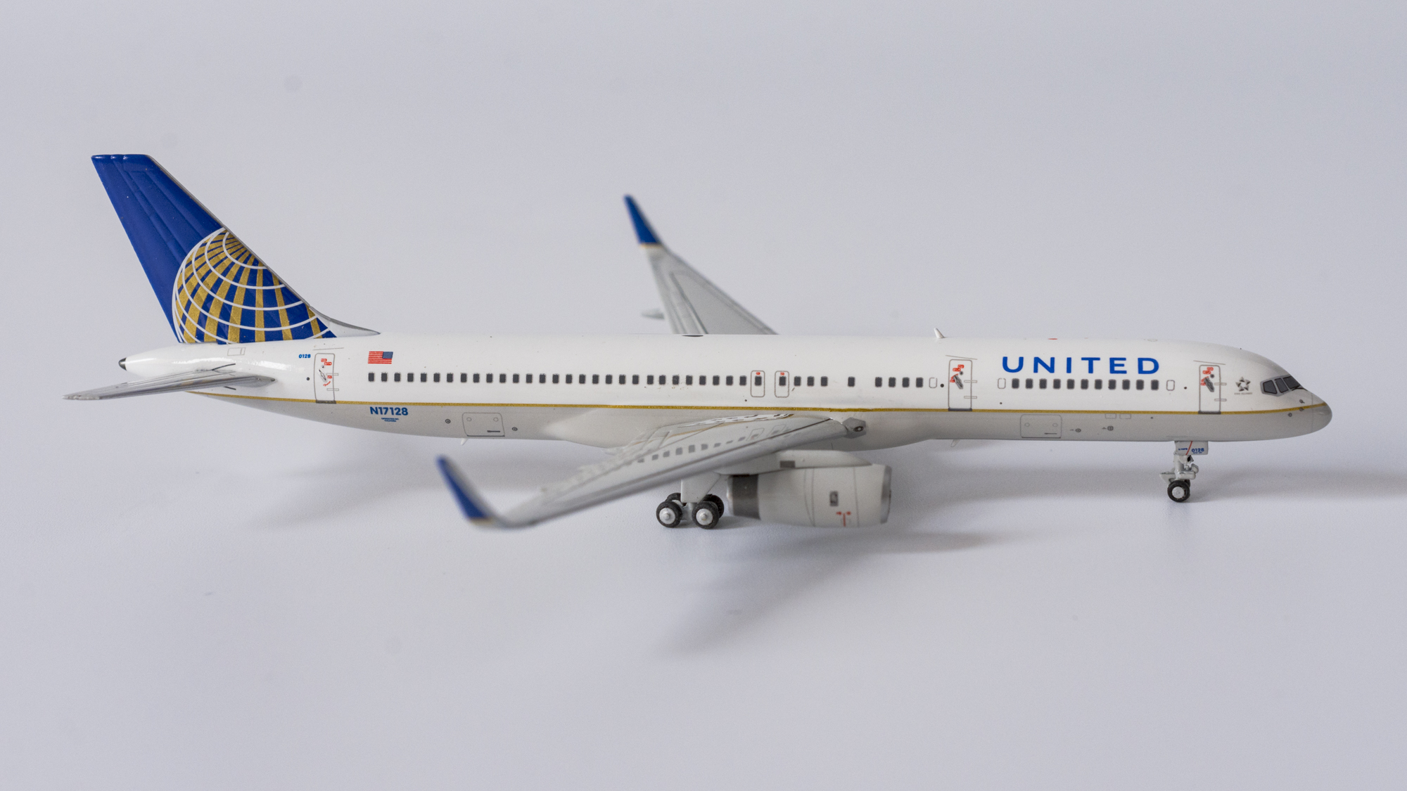 ScaleModelStore.com :: NG Models 1:400 - 53041 - United Airlines Boeing ...