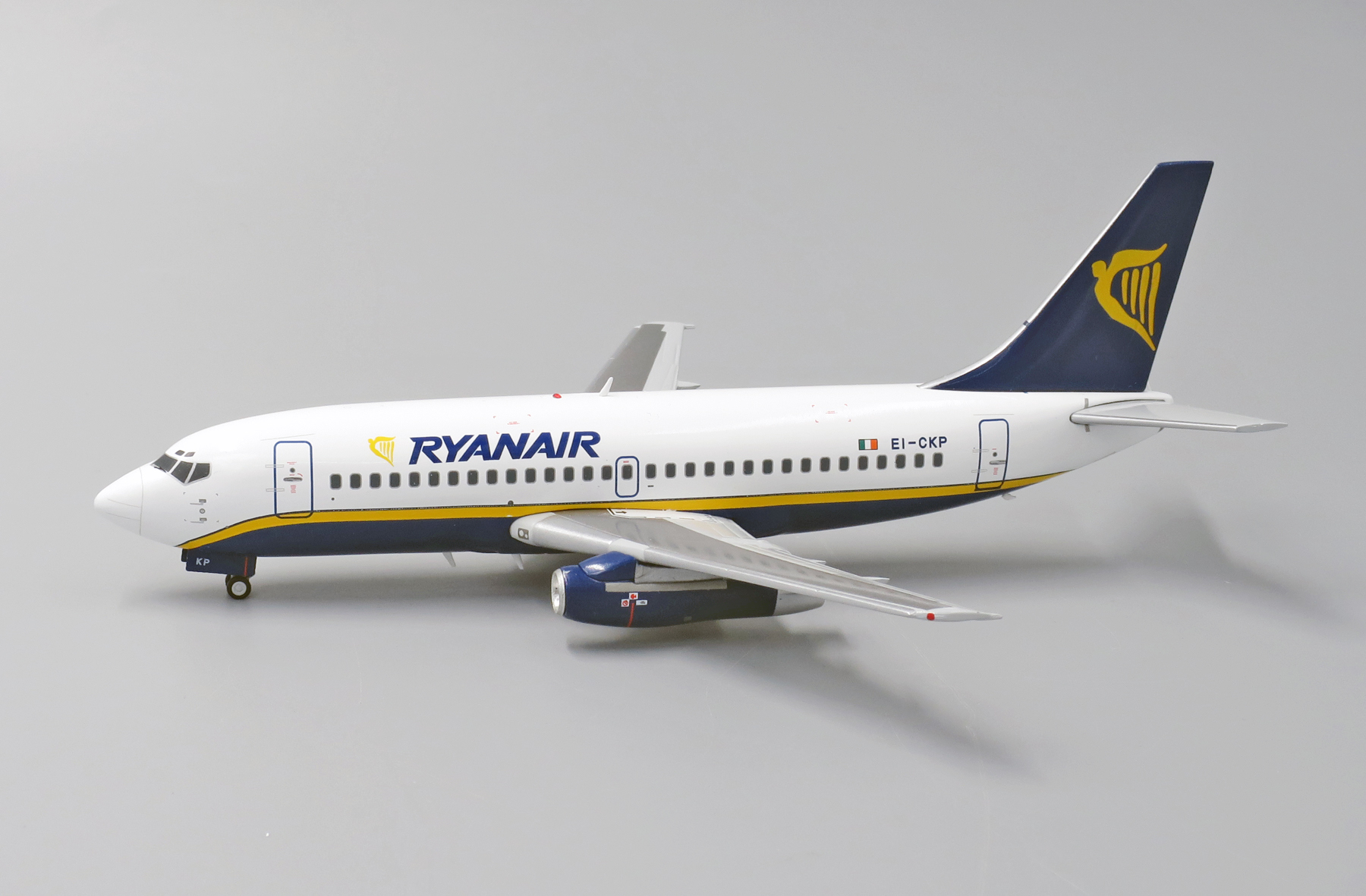 ScaleModelStore.com :: JC Wings 1:200 - XX2049 - Ryanair Boeing 737-200