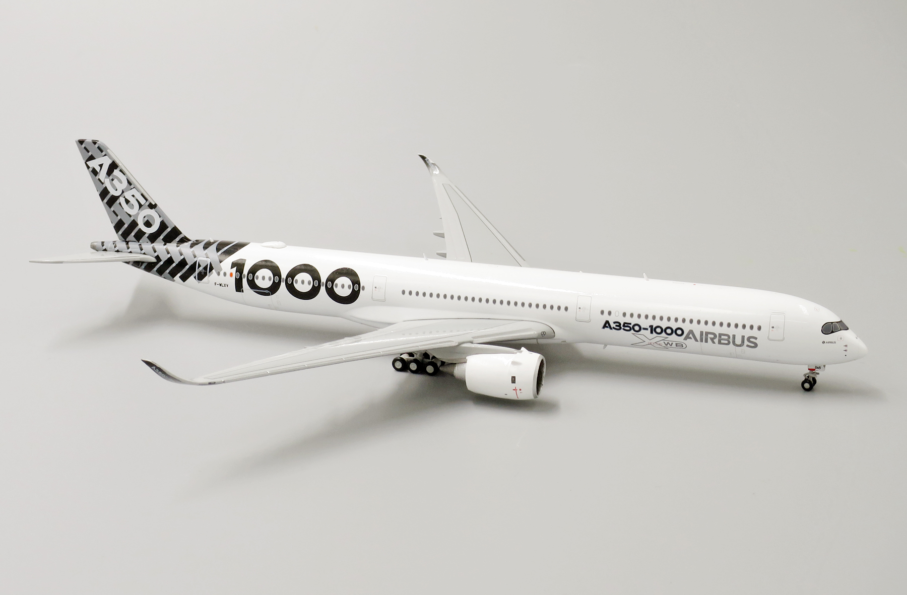 ScaleModelStore.com :: JC Wings 1:400 - XX4037 - Airbus House Colours ...