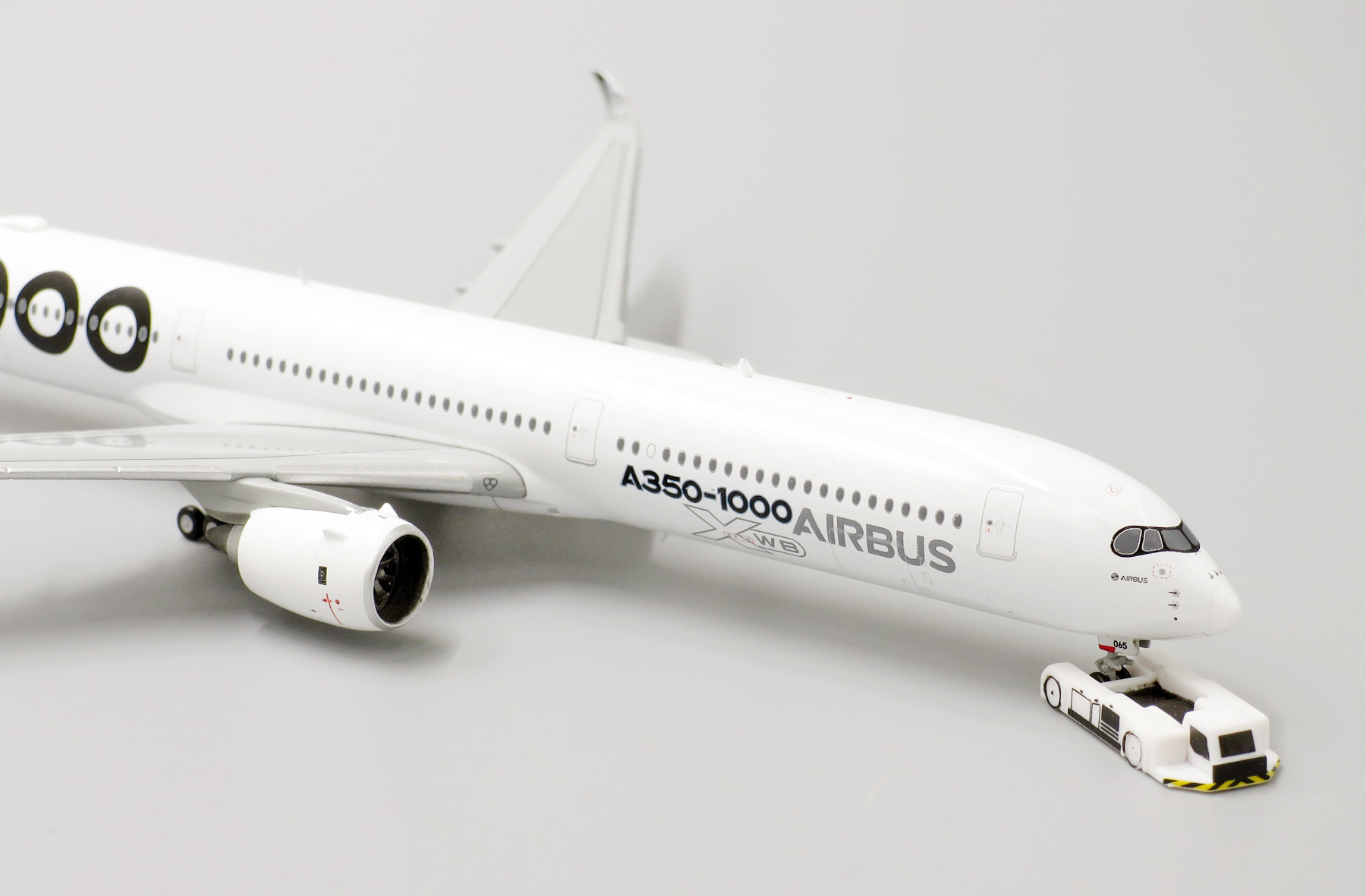 ScaleModelStore.com :: JC Wings 1:400 - XX4037 - Airbus House Colours ...