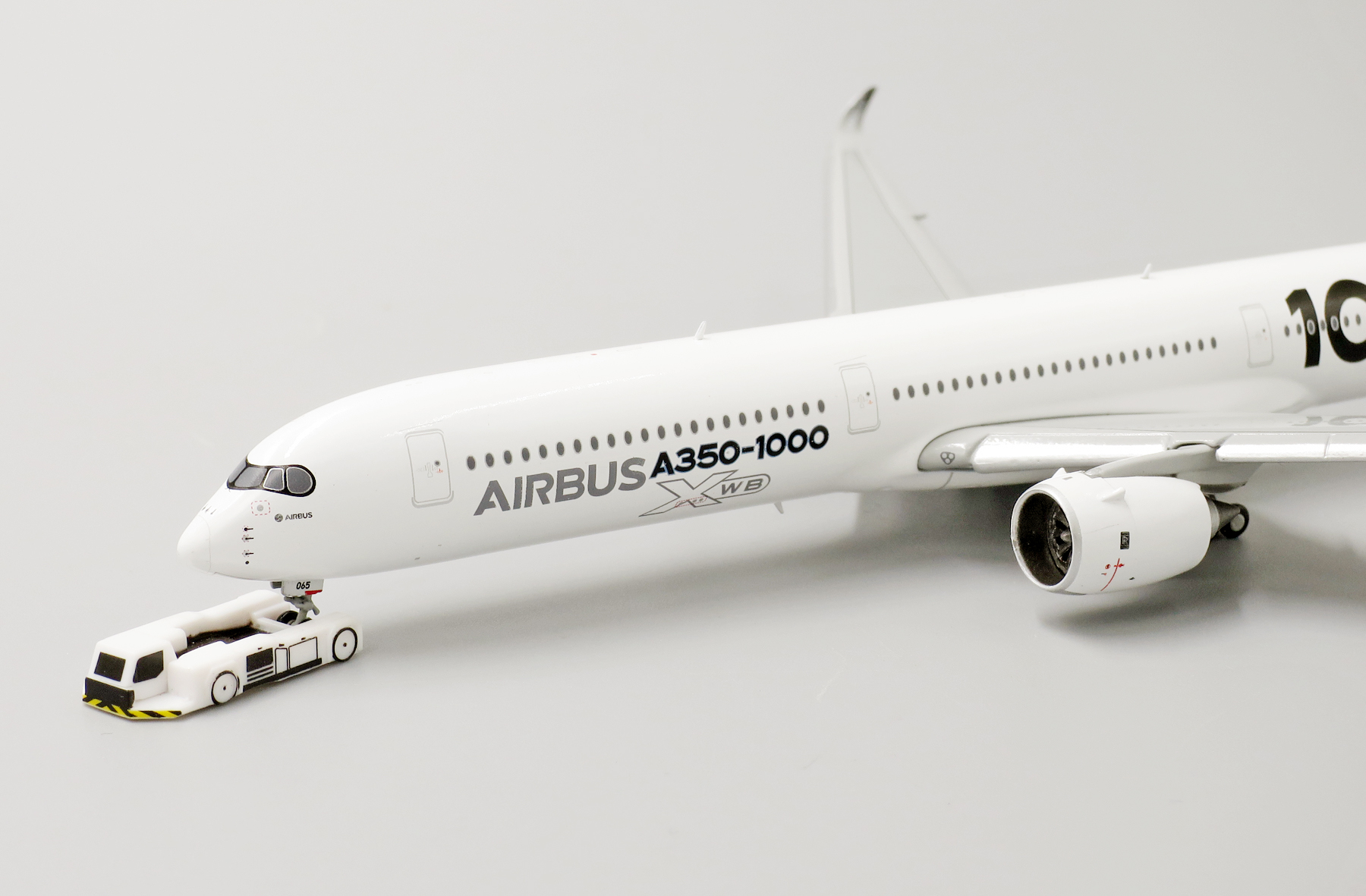 ScaleModelStore.com :: JC Wings 1:400 - XX4037A - Airbus House Colours ...