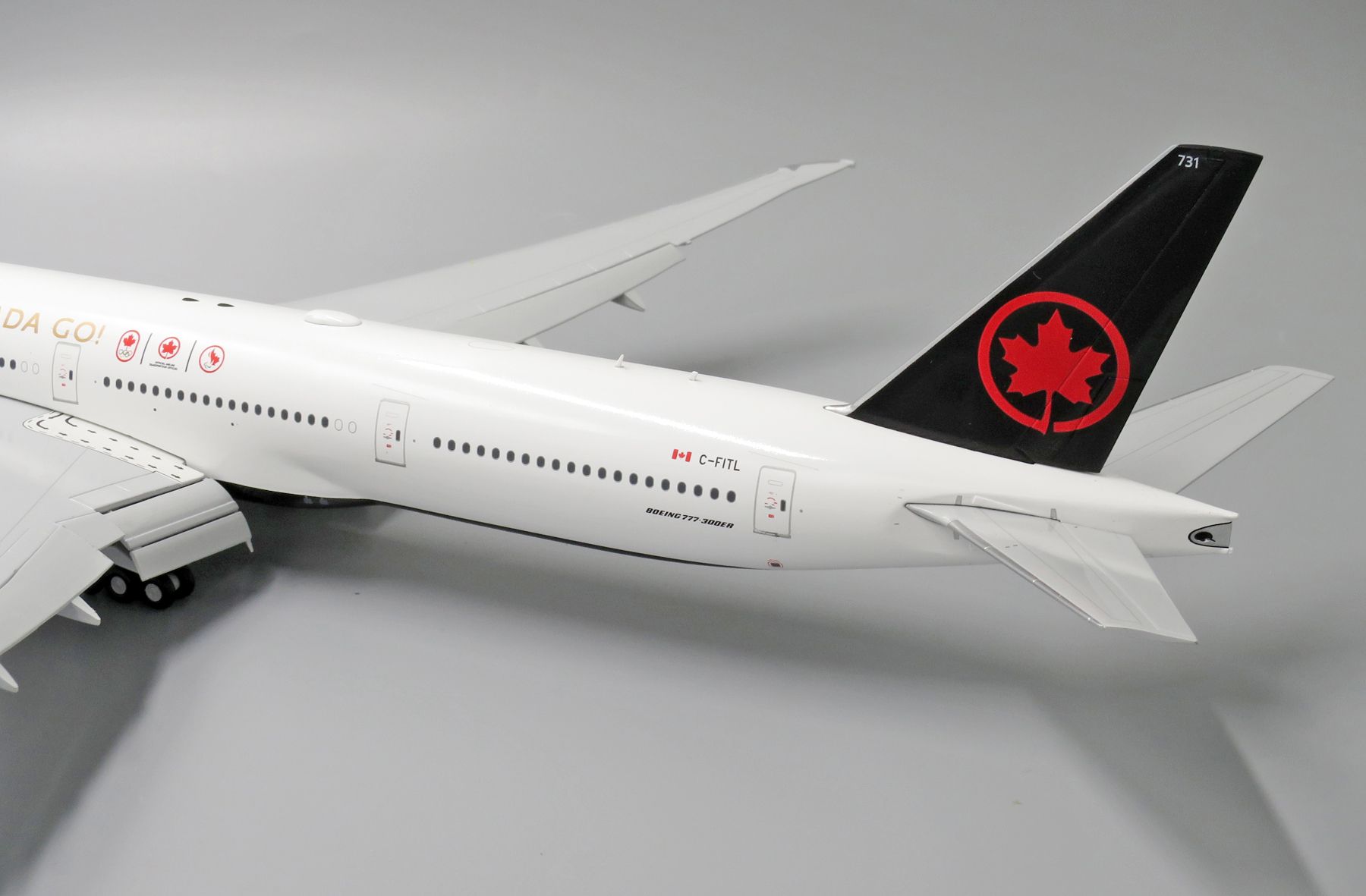 ScaleModelStore.com :: JC Wings 1:200 - XX2133A - Air Canada Boeing 777 ...