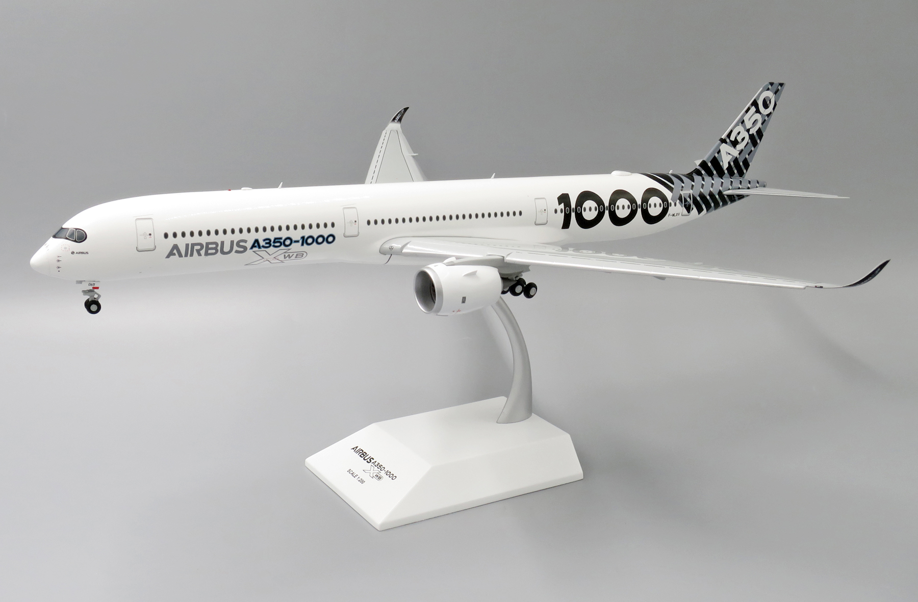 ScaleModelStore.com :: JC Wings 1:200 - XX2048A - Airbus House Colours ...