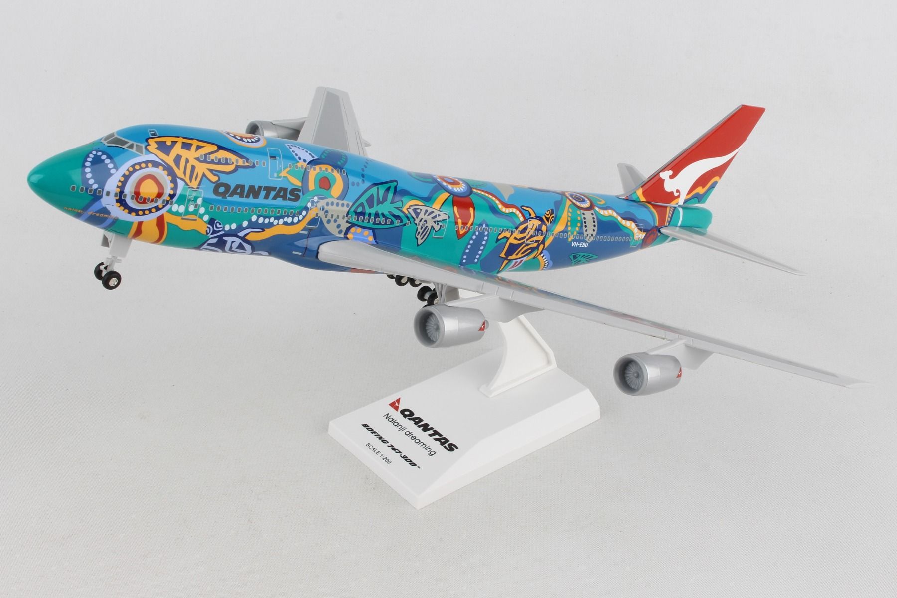 ScaleModelStore.com :: Skymarks 1:200 - SKR086 - Qantas Boeing 747-300