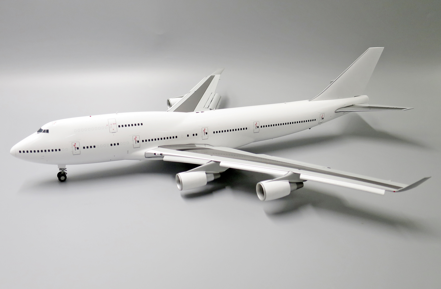ScaleModelStore.com :: JC Wings 1:200 - XX2951A - Blank Boeing 747-400 ...