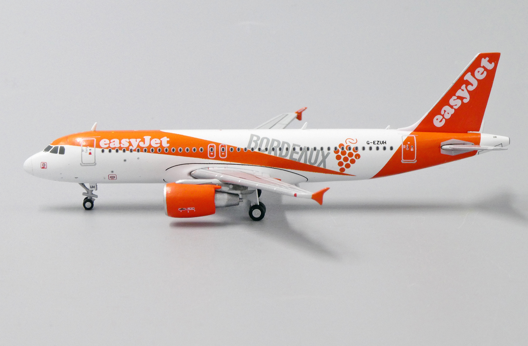 ScaleModelStore.com :: JC Wings 1:400 - EW4320003 - EasyJet Airbus A320