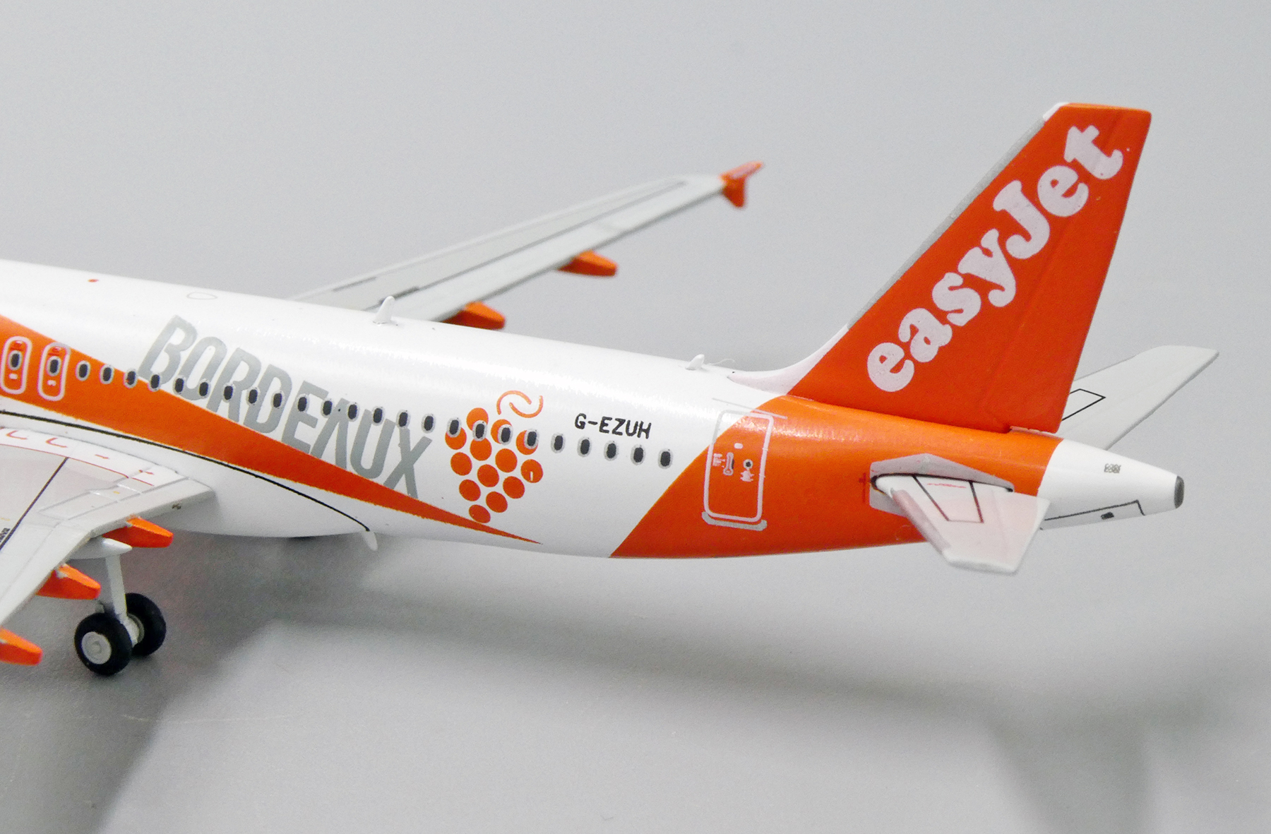 ScaleModelStore.com :: JC Wings 1:400 - EW4320003 - EasyJet Airbus A320