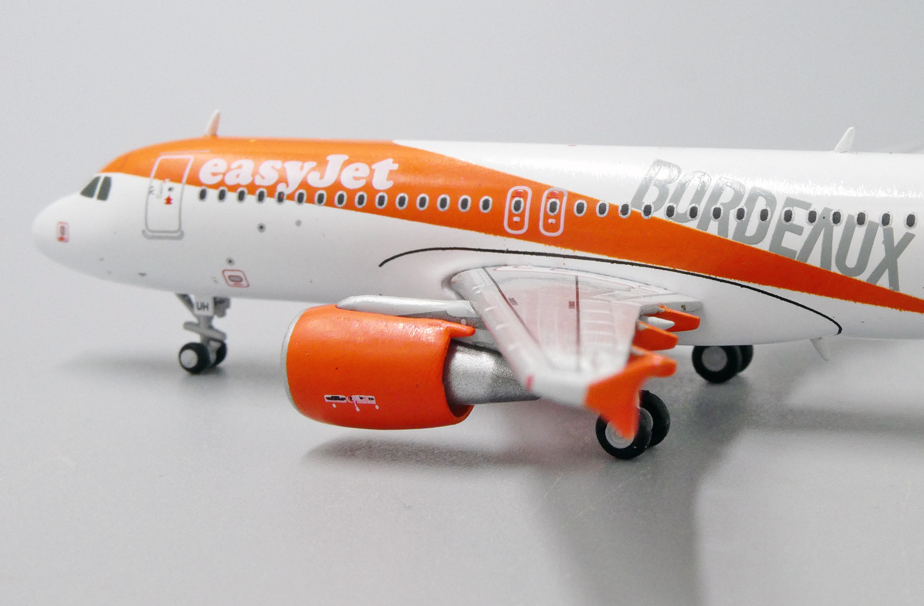 ScaleModelStore.com :: JC Wings 1:400 - EW4320003 - EasyJet Airbus A320