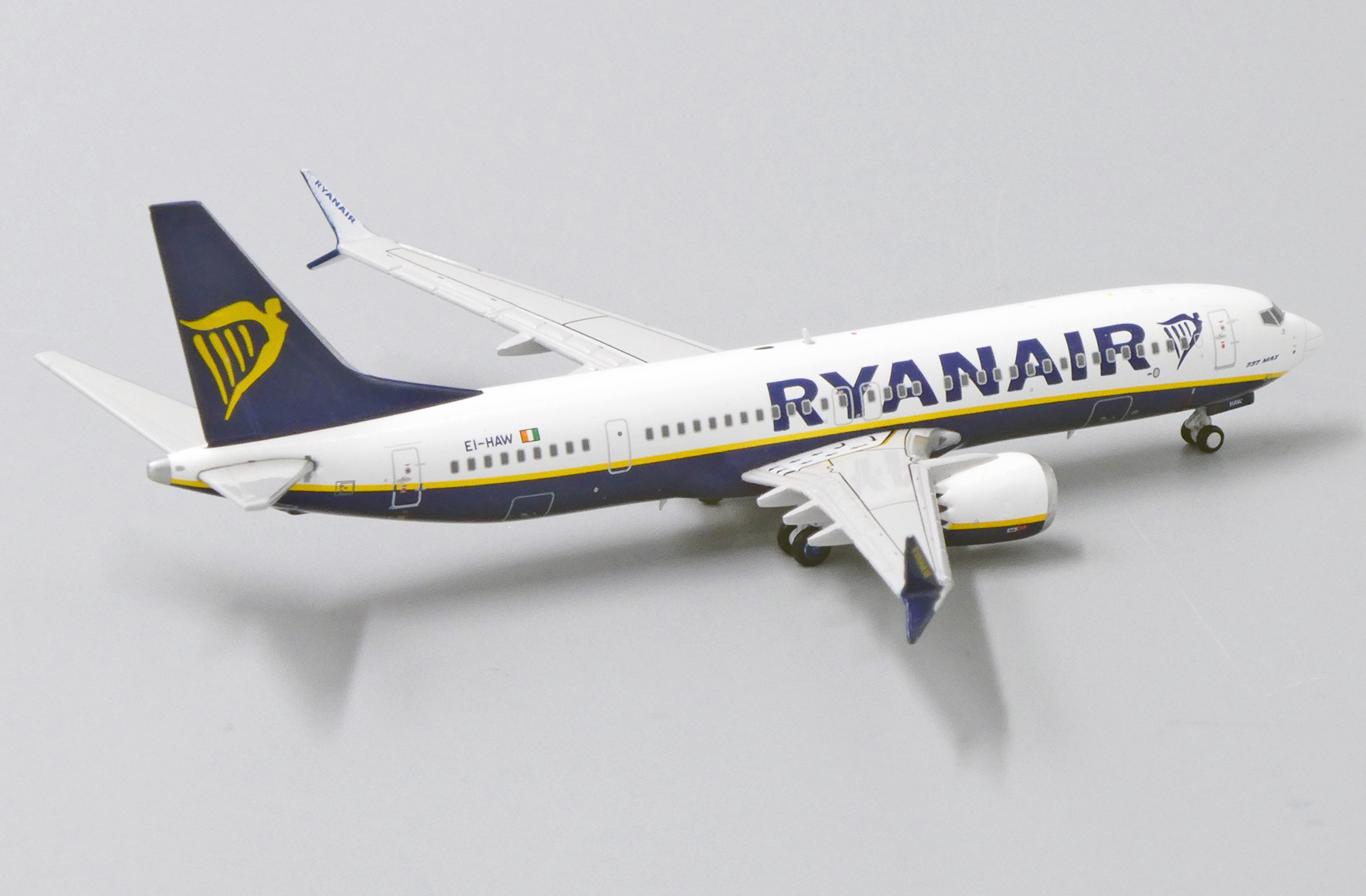 ScaleModelStore.com :: JC Wings 1:400 - XX4149 - Ryanair Boeing 737-8 MAX