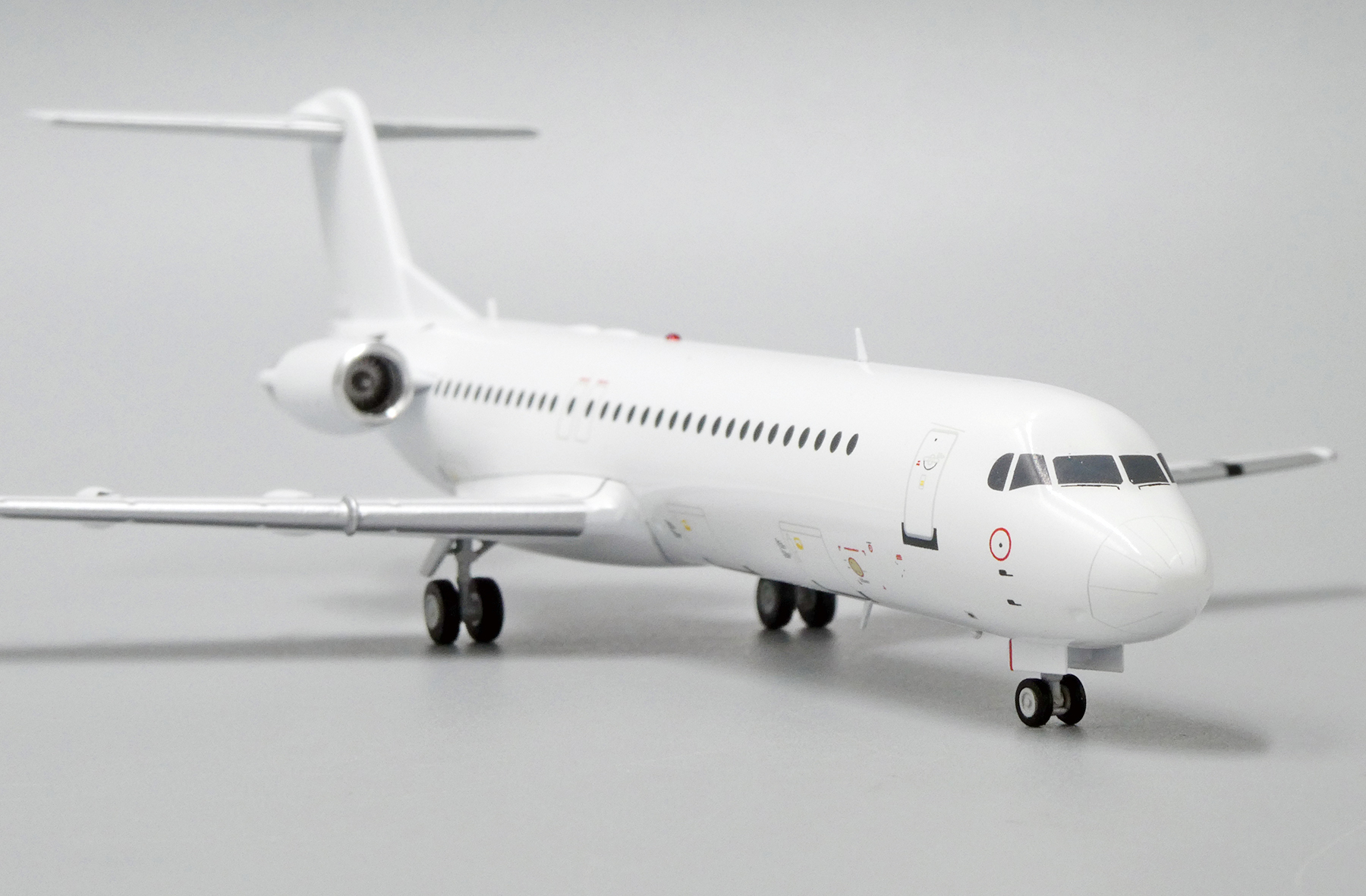 ScaleModelStore.com :: JC Wings 1:200 - BK1039 - Blank Fokker 100