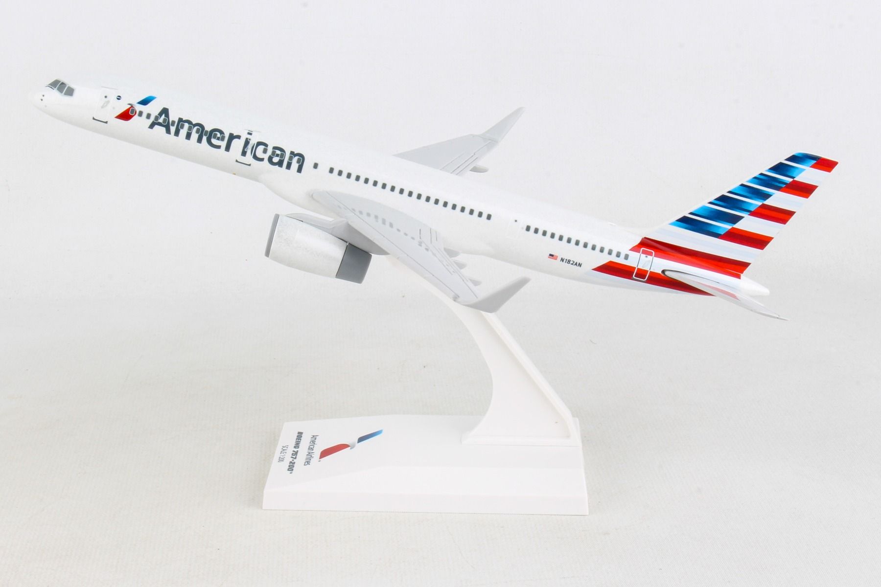ScaleModelStore.com :: Skymarks 1:200 - SKR770 - American Airlines New ...