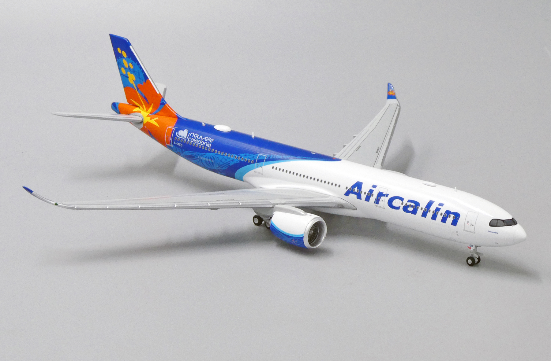 ScaleModelStore.com :: JC Wings 1:400 - XX4214 - Aircalin Airbus A330 ...