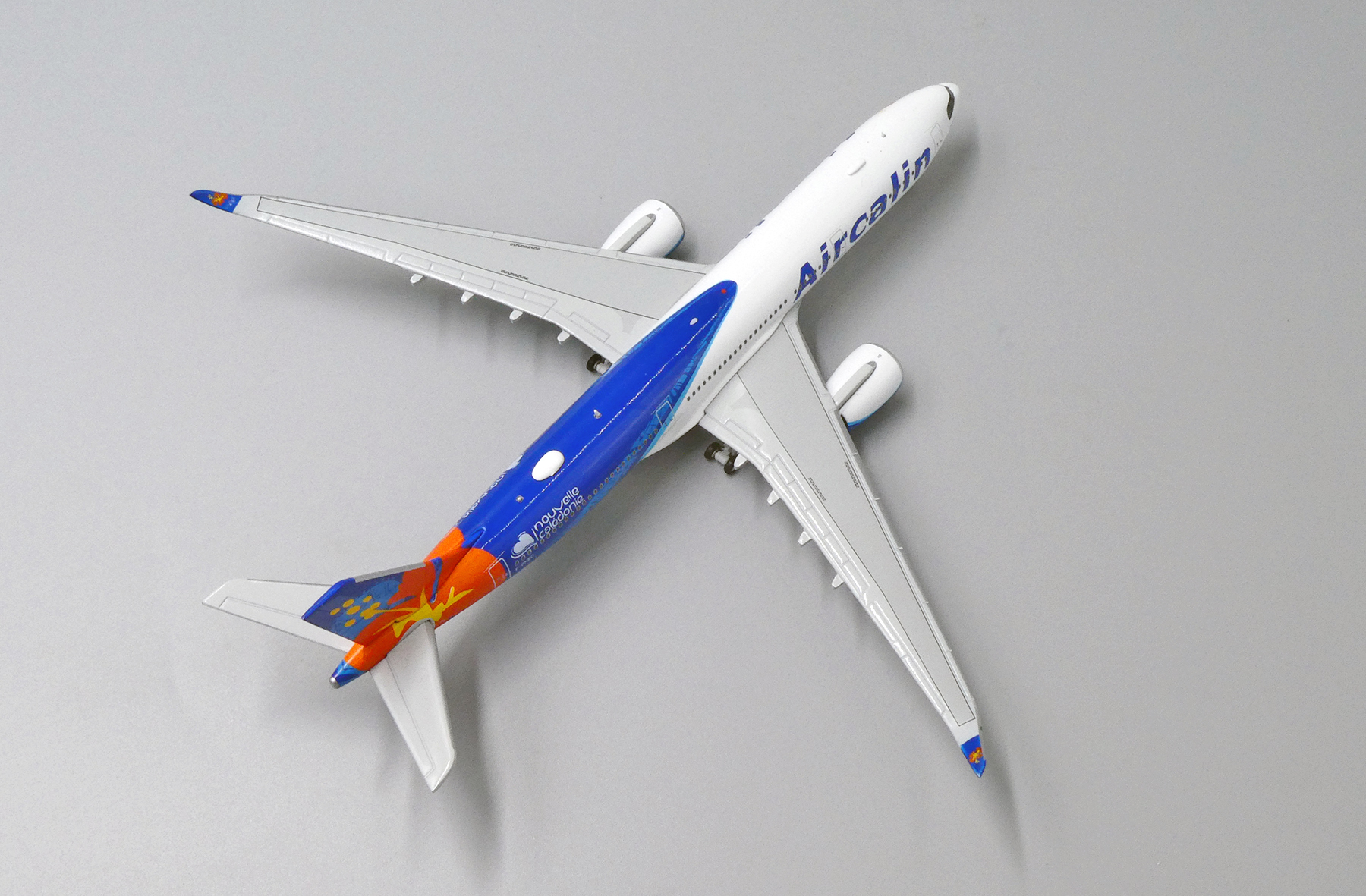 ScaleModelStore.com :: JC Wings 1:400 - XX4214 - Aircalin Airbus A330 ...
