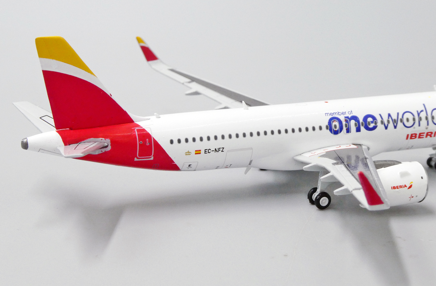 ScaleModelStore.com :: JC Wings 1:400 - XX4228 - Iberia Airbus A320neo