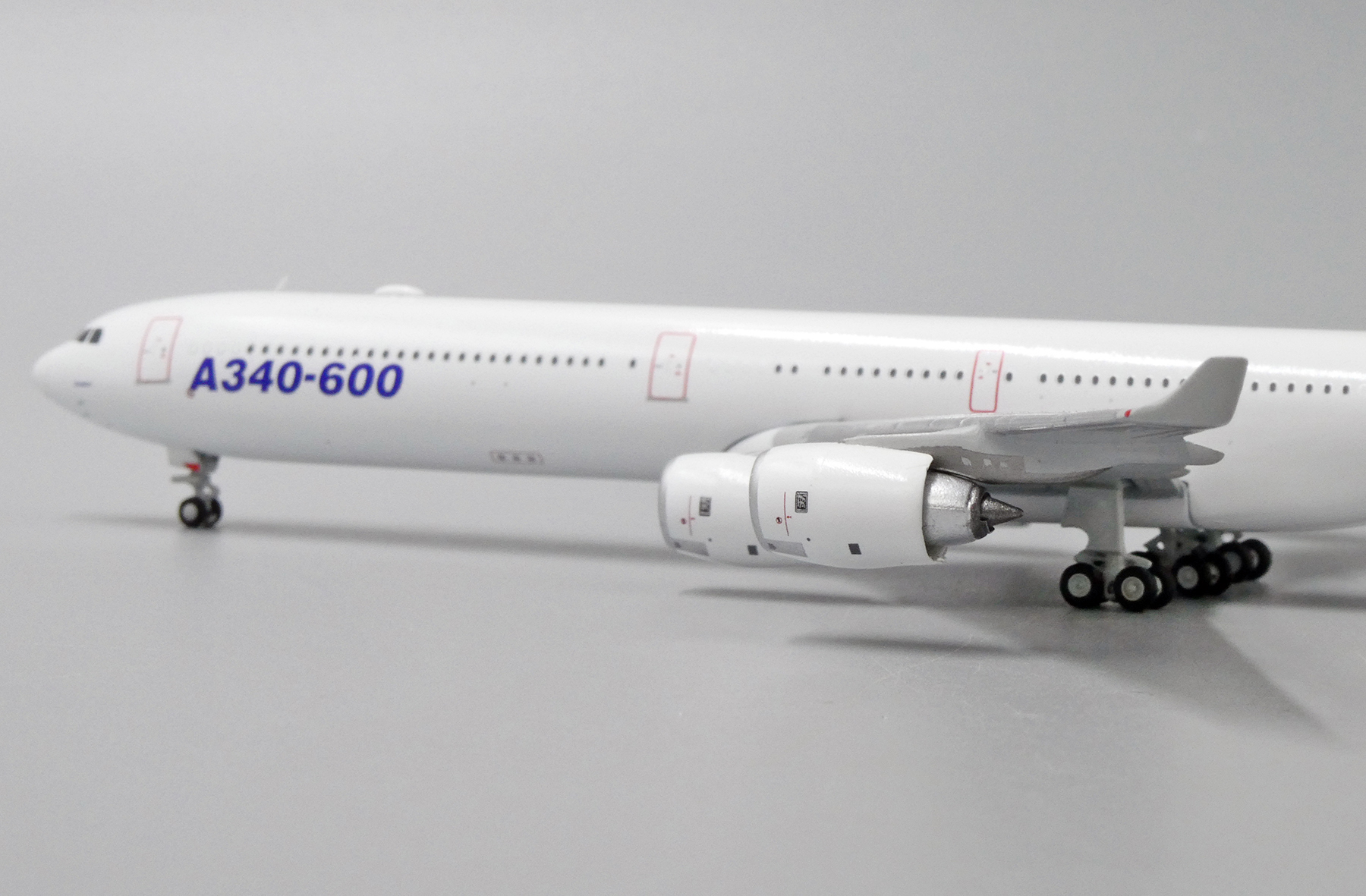 ScaleModelStore.com :: JC Wings 1:400 - LH4167 - Airbus Industrie ...