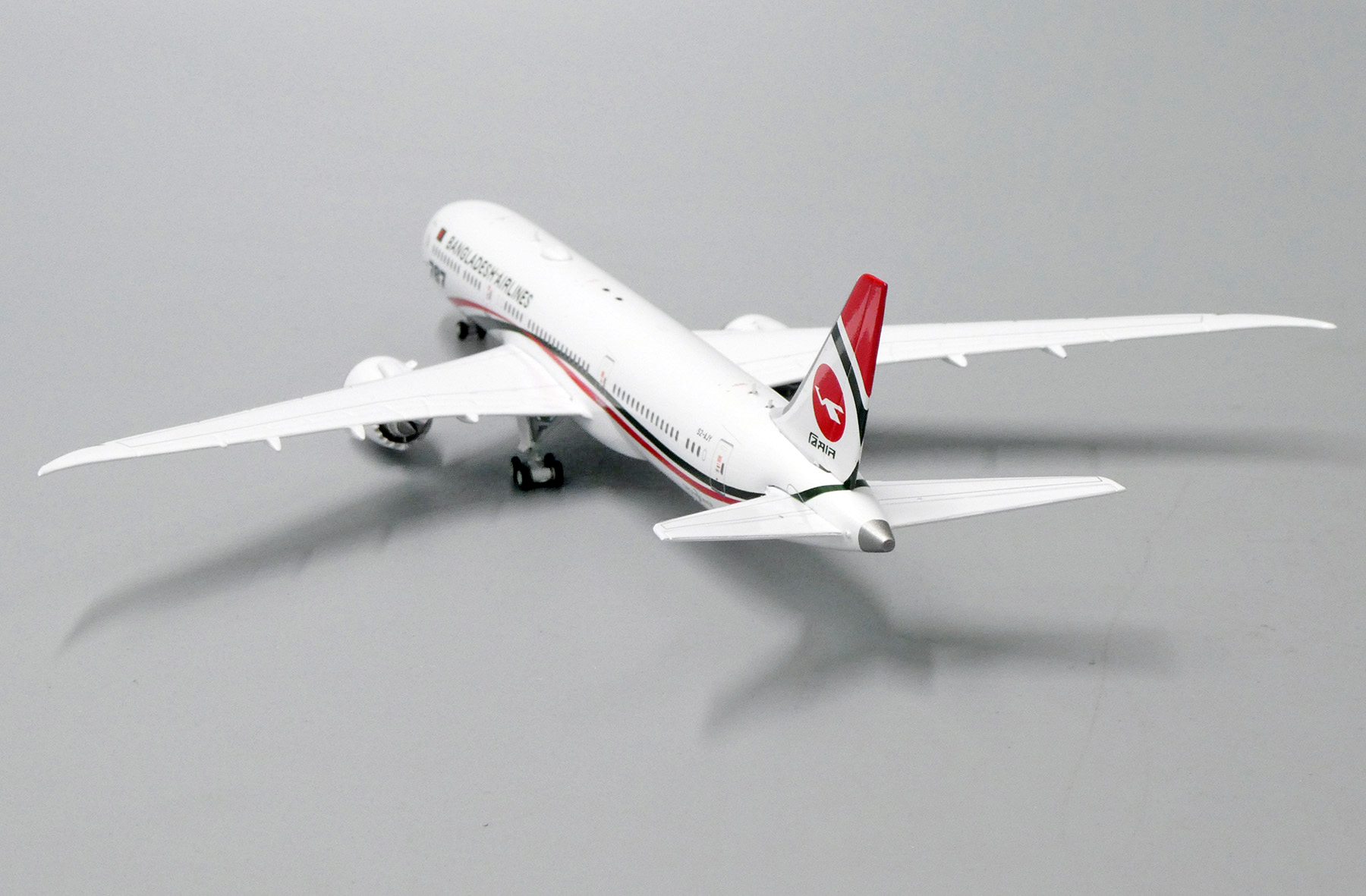 ScaleModelStore.com :: JC Wings 1:400 - XX4258 - Biman Bangladesh ...