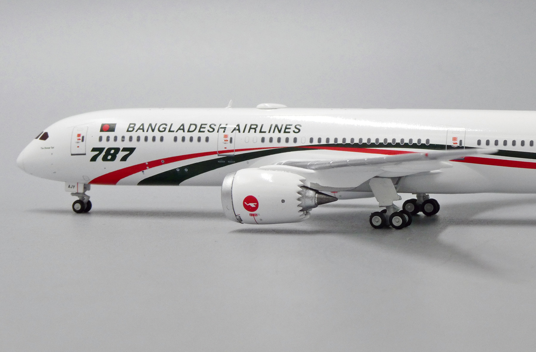 ScaleModelStore.com :: JC Wings 1:400 - XX4258 - Biman Bangladesh ...