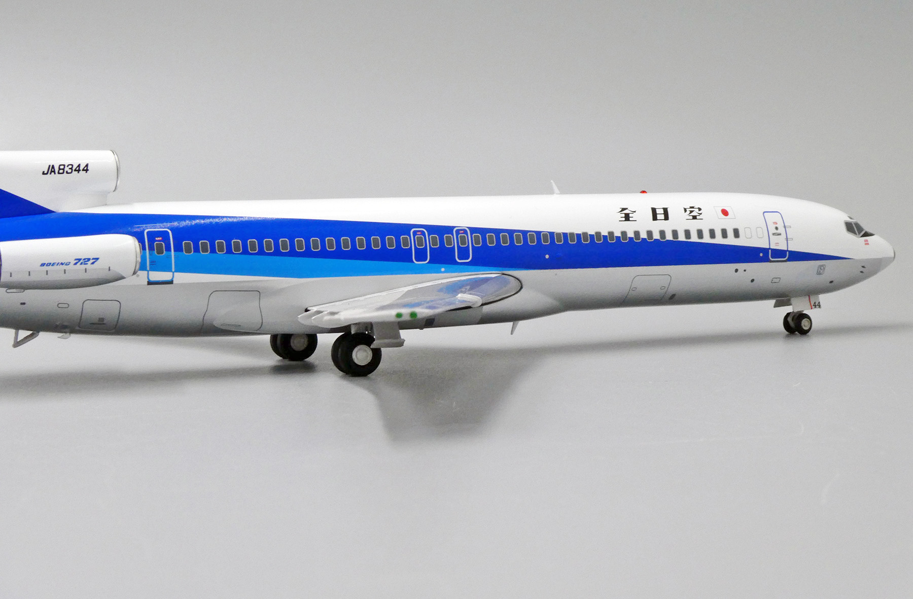 ScaleModelStore.com :: JC Wings 1:200 - EW2722001 - All Nippon Airways Boeing 727-200