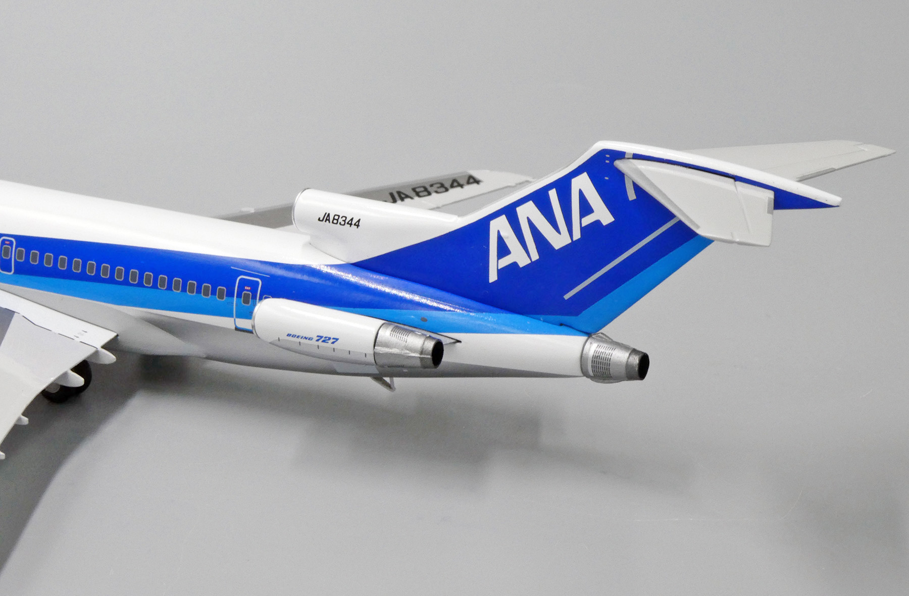 ScaleModelStore.com :: JC Wings 1:200 - EW2722001 - All Nippon Airways Boeing 727-200