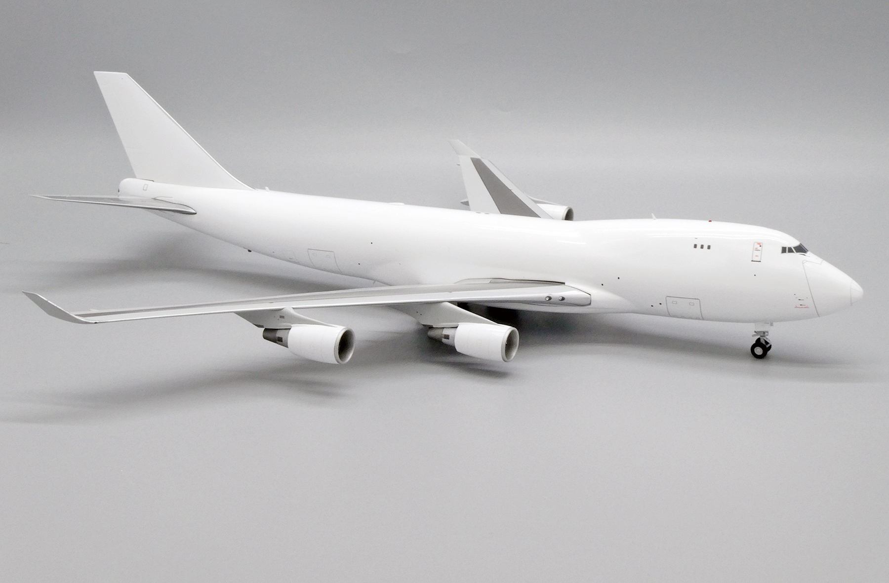 ScaleModelStore.com :: JC Wings 1:200 - BK1040 - Blank Boeing 747-400F