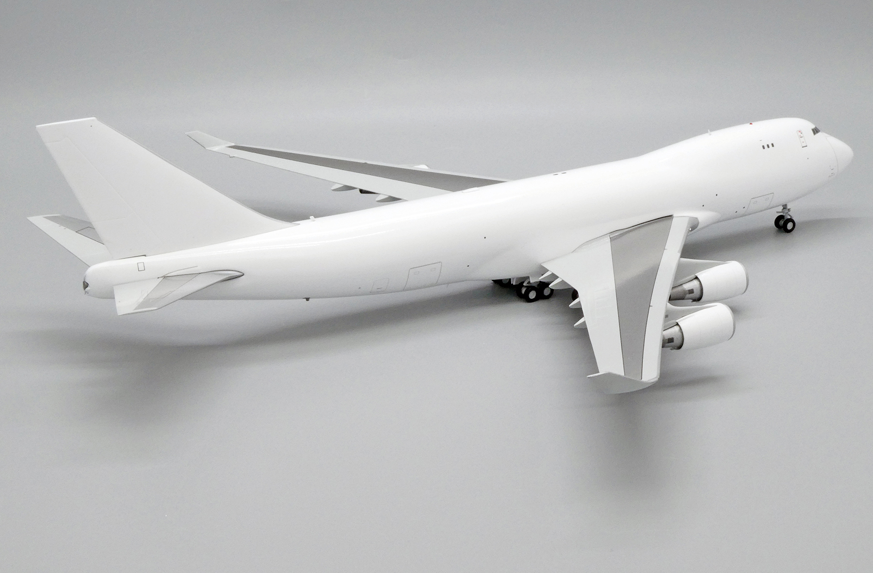 ScaleModelStore.com :: JC Wings 1:200 - BK1040 - Blank Boeing 747-400F