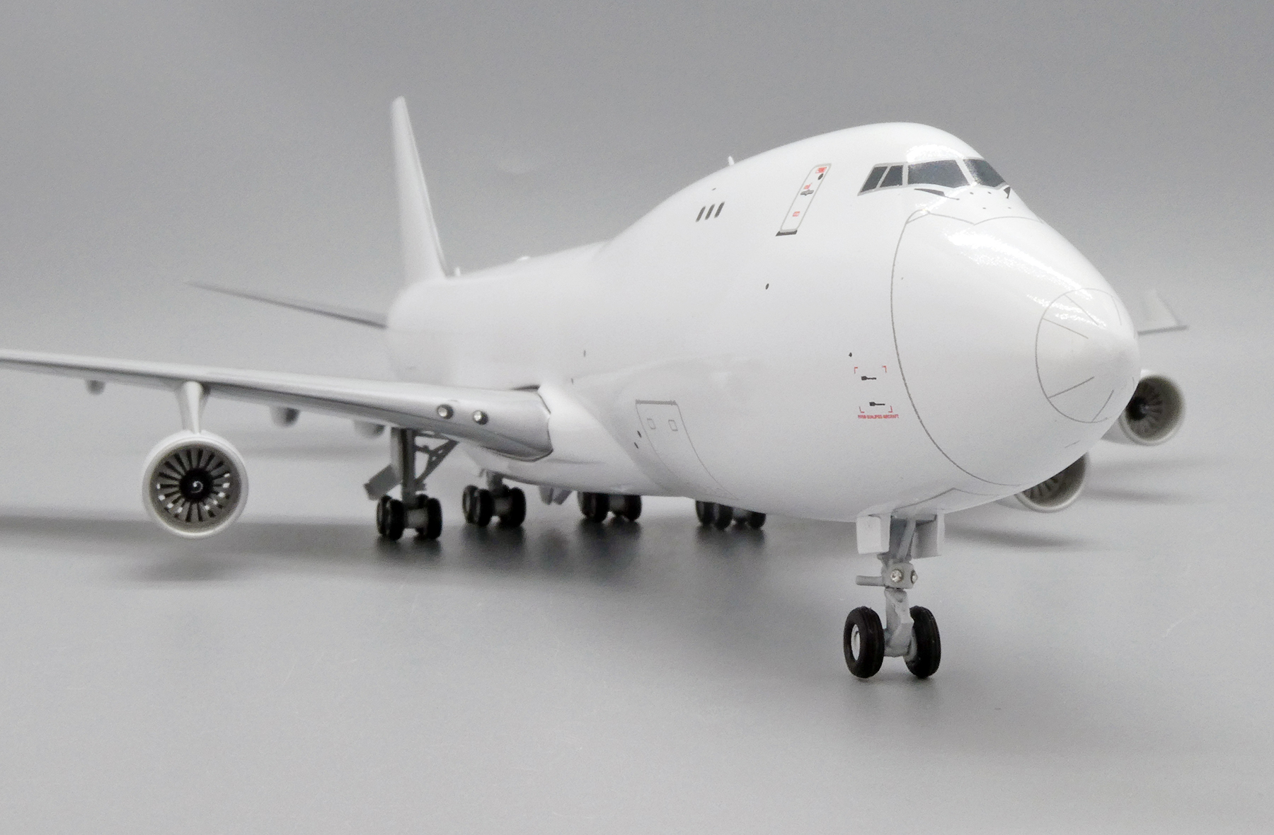 ScaleModelStore.com :: JC Wings 1:200 - BK1040 - Blank Boeing 747-400F
