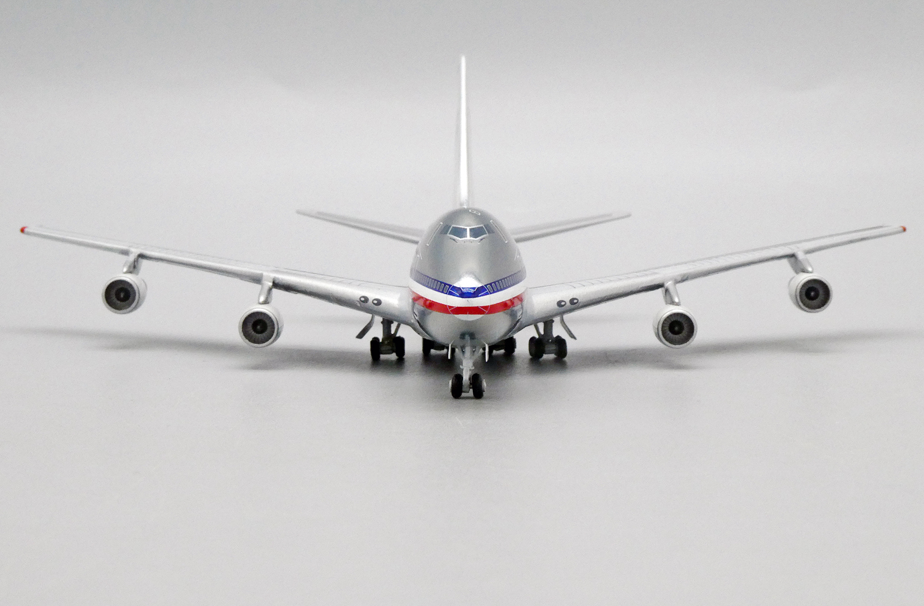 ScaleModelStore.com :: JC Wings 1:400 - XX4964 - American Airlines ...