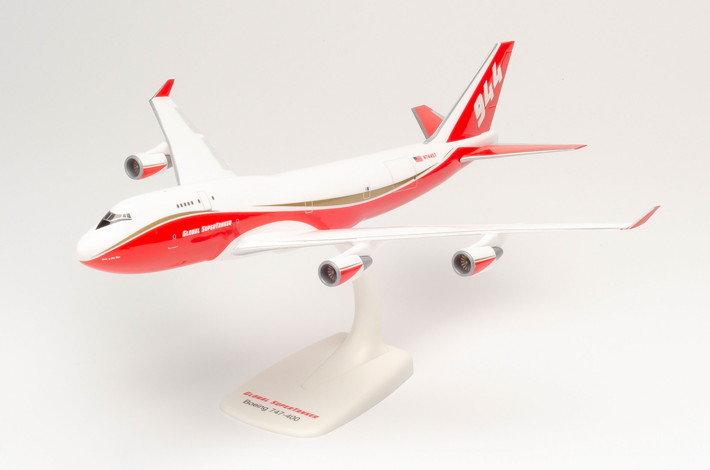 ScaleModelStore.com :: Herpa Snap-Fit 1:250 - 612609 - Global ...