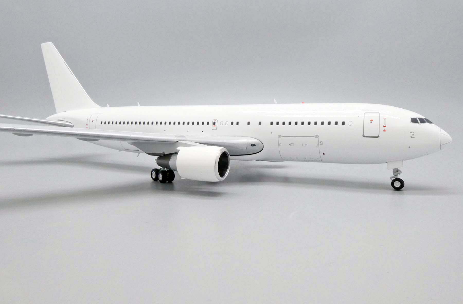 ScaleModelStore.com :: JC Wings 1:200 - BK1051 - Blank Boeing 767-200