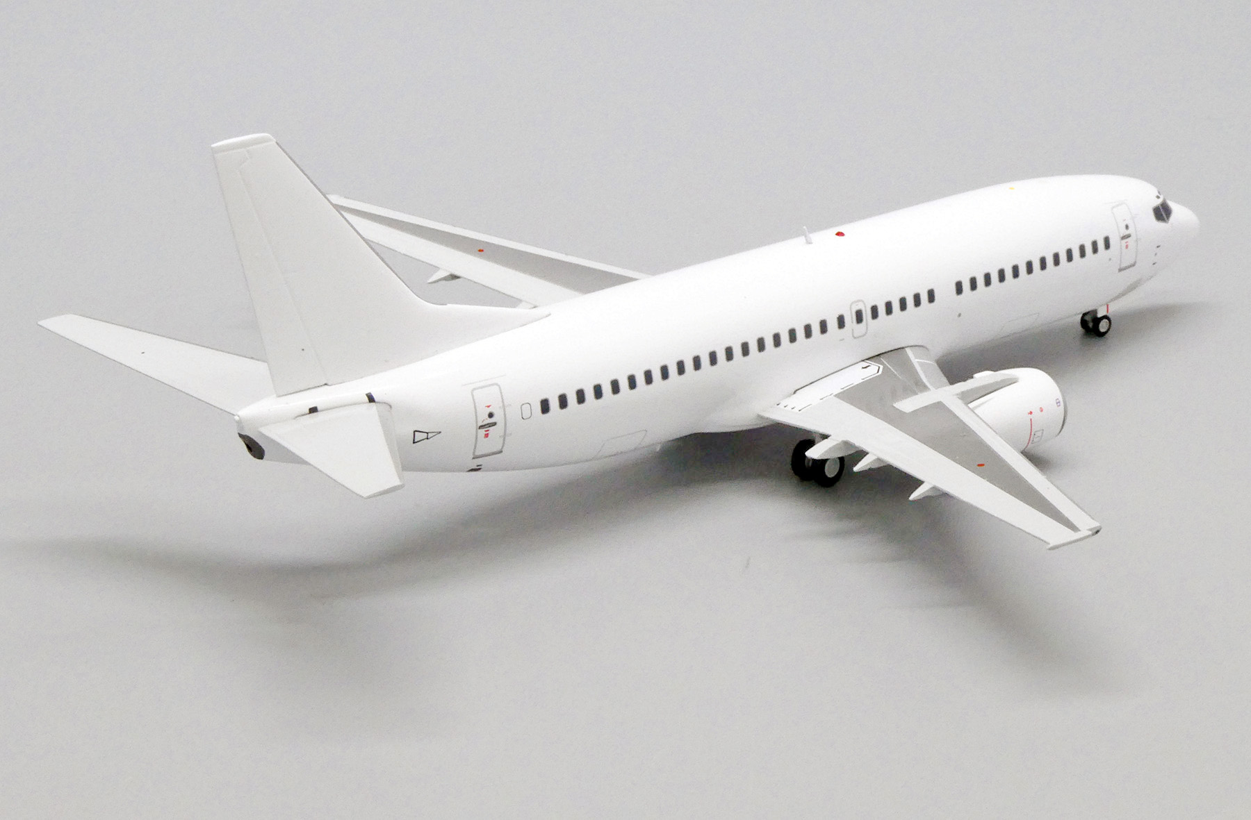 ScaleModelStore.com :: JC Wings 1:200 - BK1069 - Blank Boeing 737-300