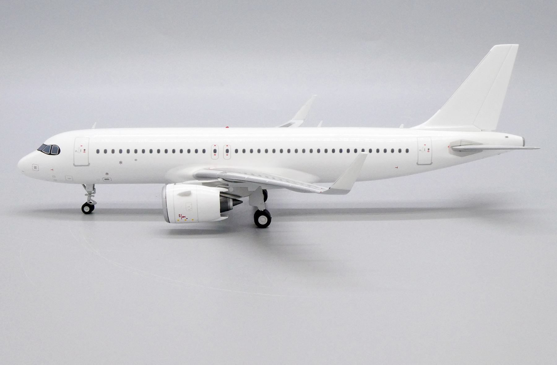 ScaleModelStore.com :: JC Wings 1:200 - BK1013 - Blank Airbus A320neo