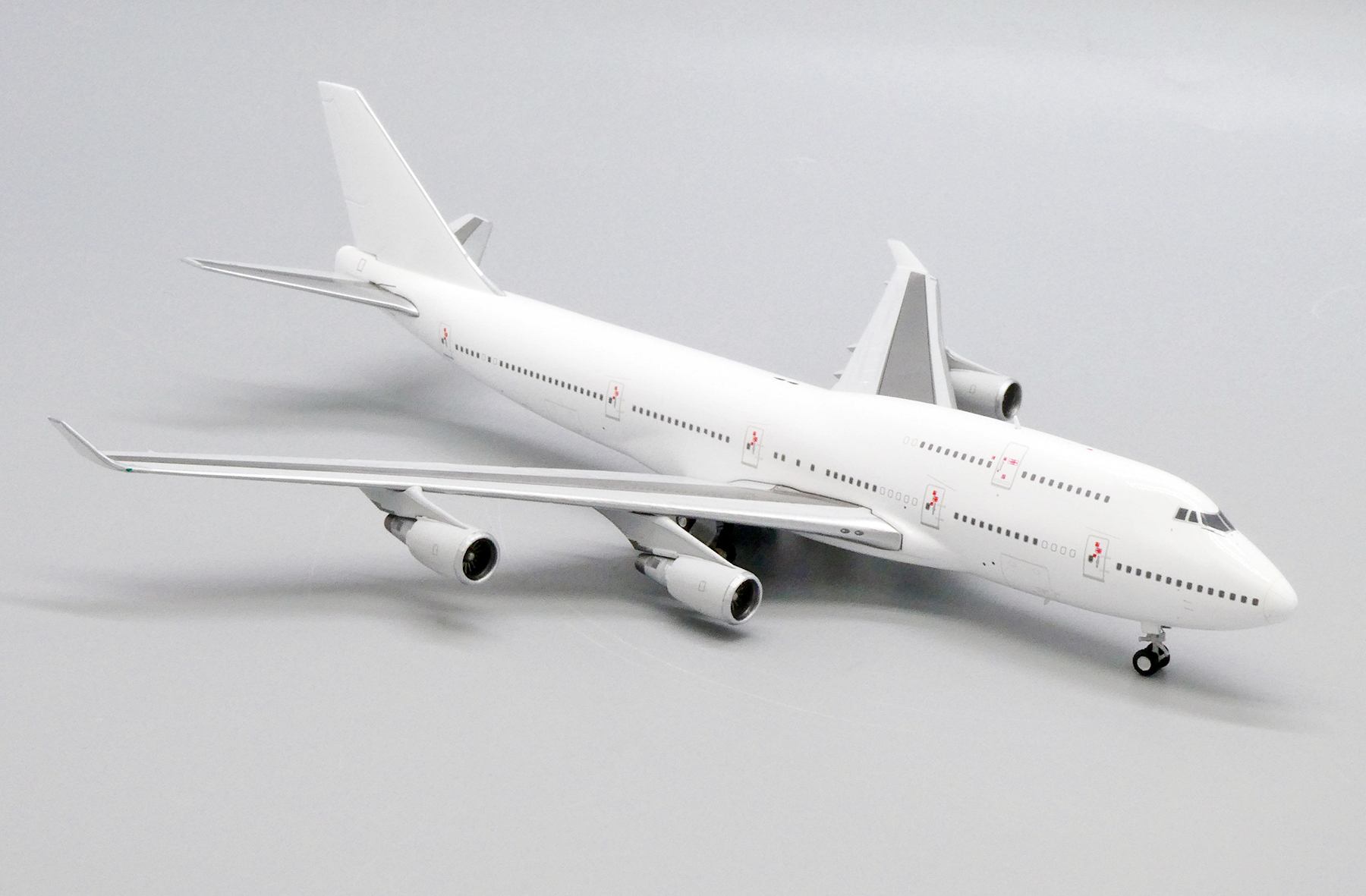 ScaleModelStore.com :: JC Wings 1:400 - BK2007 - Blank Boeing 747-400
