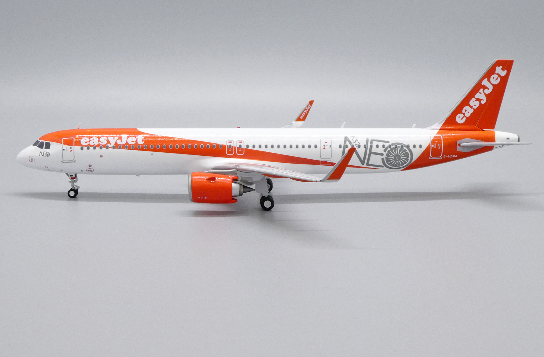 ScaleModelStore.com :: JC Wings 1:200 - EW221N003 - EasyJet Airbus A321neo