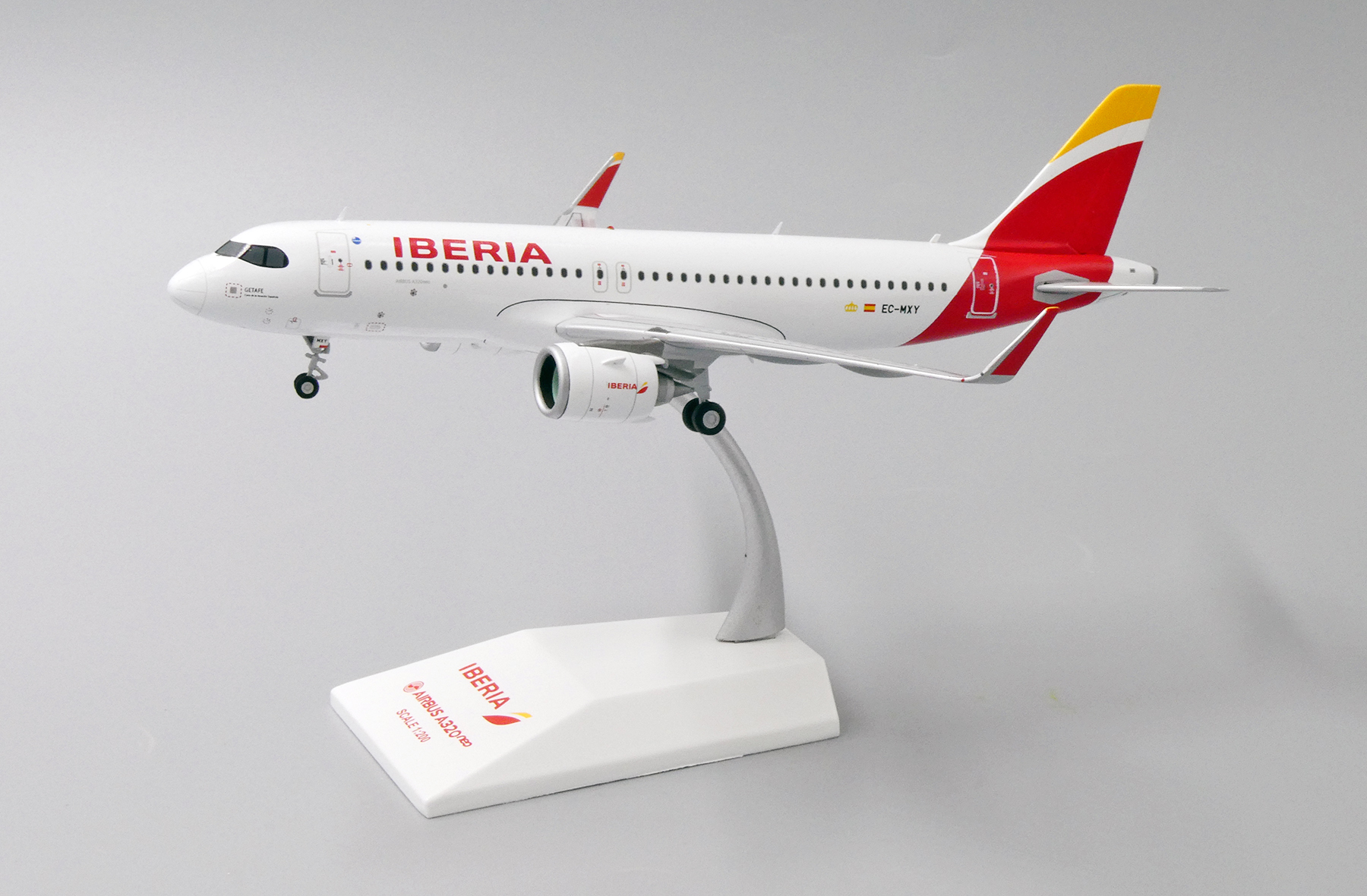 ScaleModelStore.com :: JC Wings 1:200 - XX2083 - Iberia Airbus A320neo