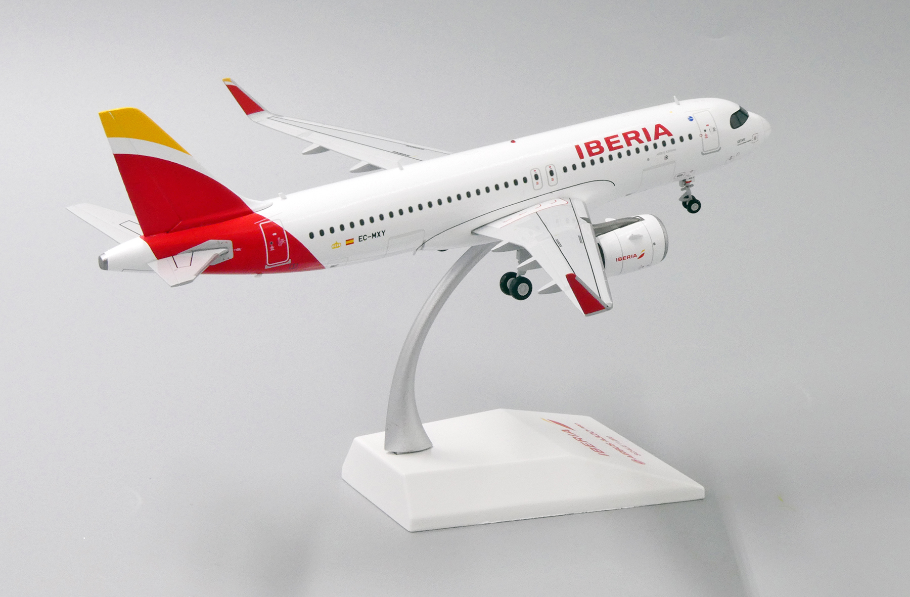 ScaleModelStore.com :: JC Wings 1:200 - XX2083 - Iberia Airbus A320neo