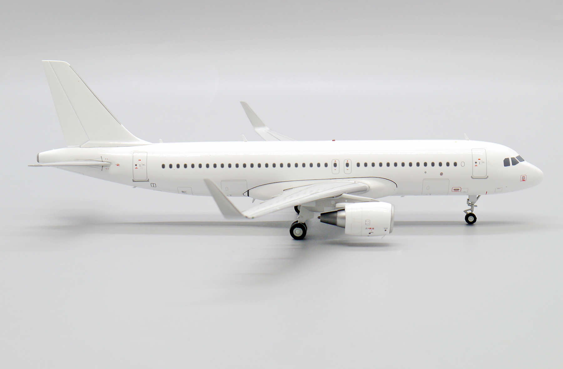 ScaleModelStore.com :: JC Wings 1:200 - BK1060 - Blank Airbus A320 CFM ...