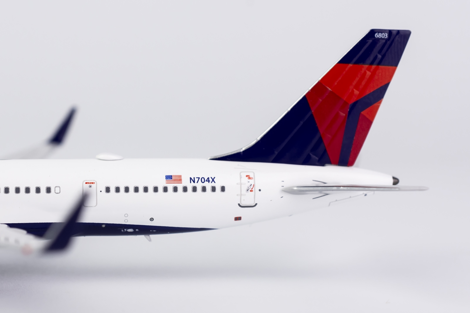 ScaleModelStore.com :: NG Models 1:400 - 53188 - Delta Air Lines Boeing ...