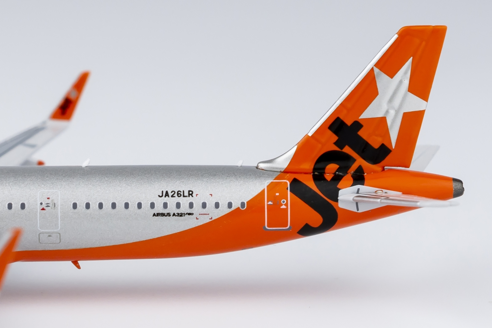 ScaleModelStore.com :: NG Models 1:400 - 13052 - Jetstar Airways Airbus ...