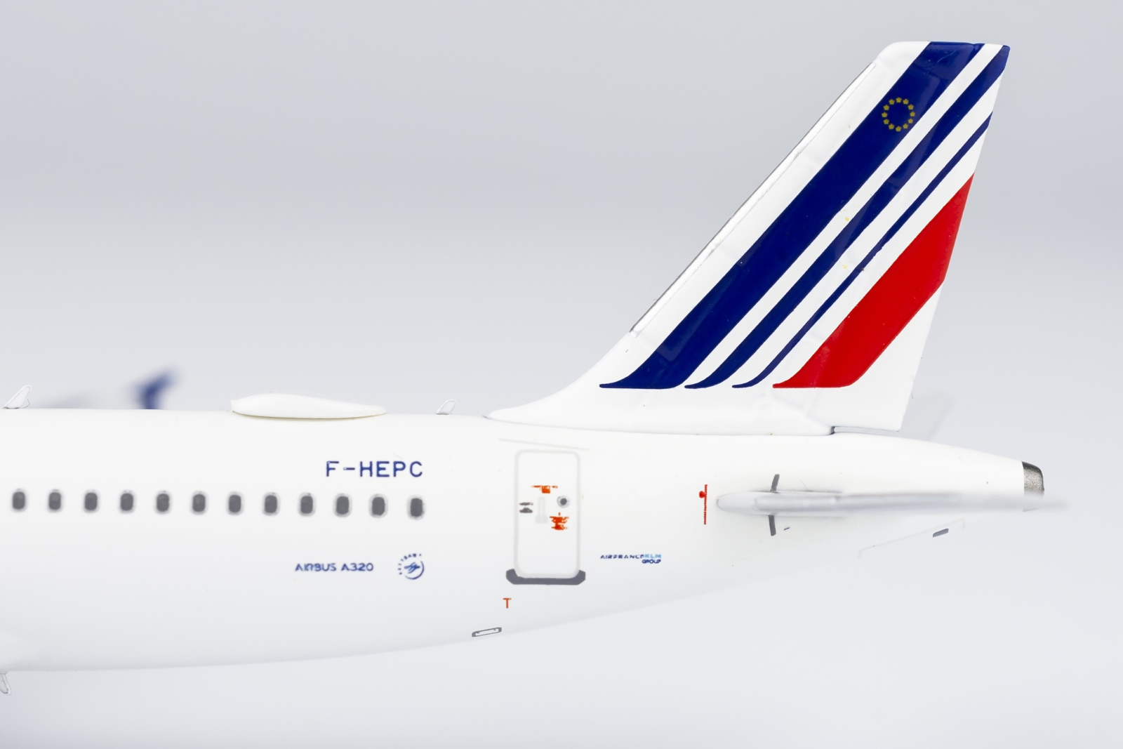 ScaleModelStore.com :: NG Models 1:400 - 15003 - Air France Airbus A320-200