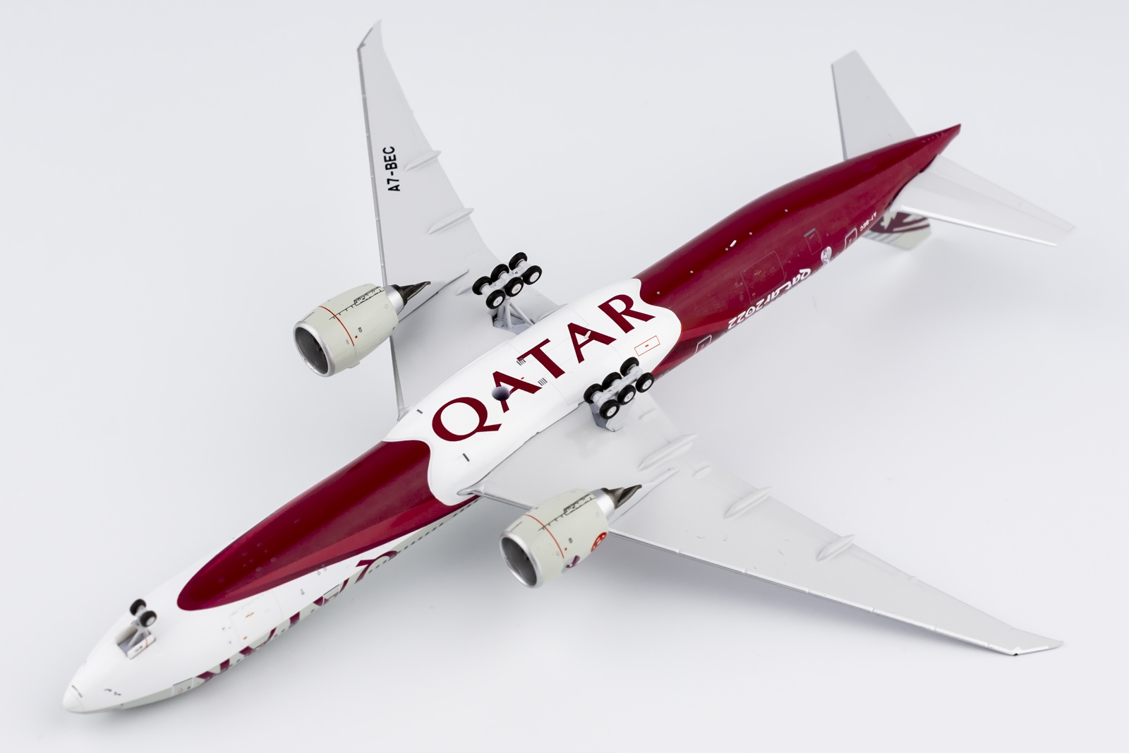 ScaleModelStore.com :: NG Models 1:400 - 73027 - Qatar Airways Boeing ...