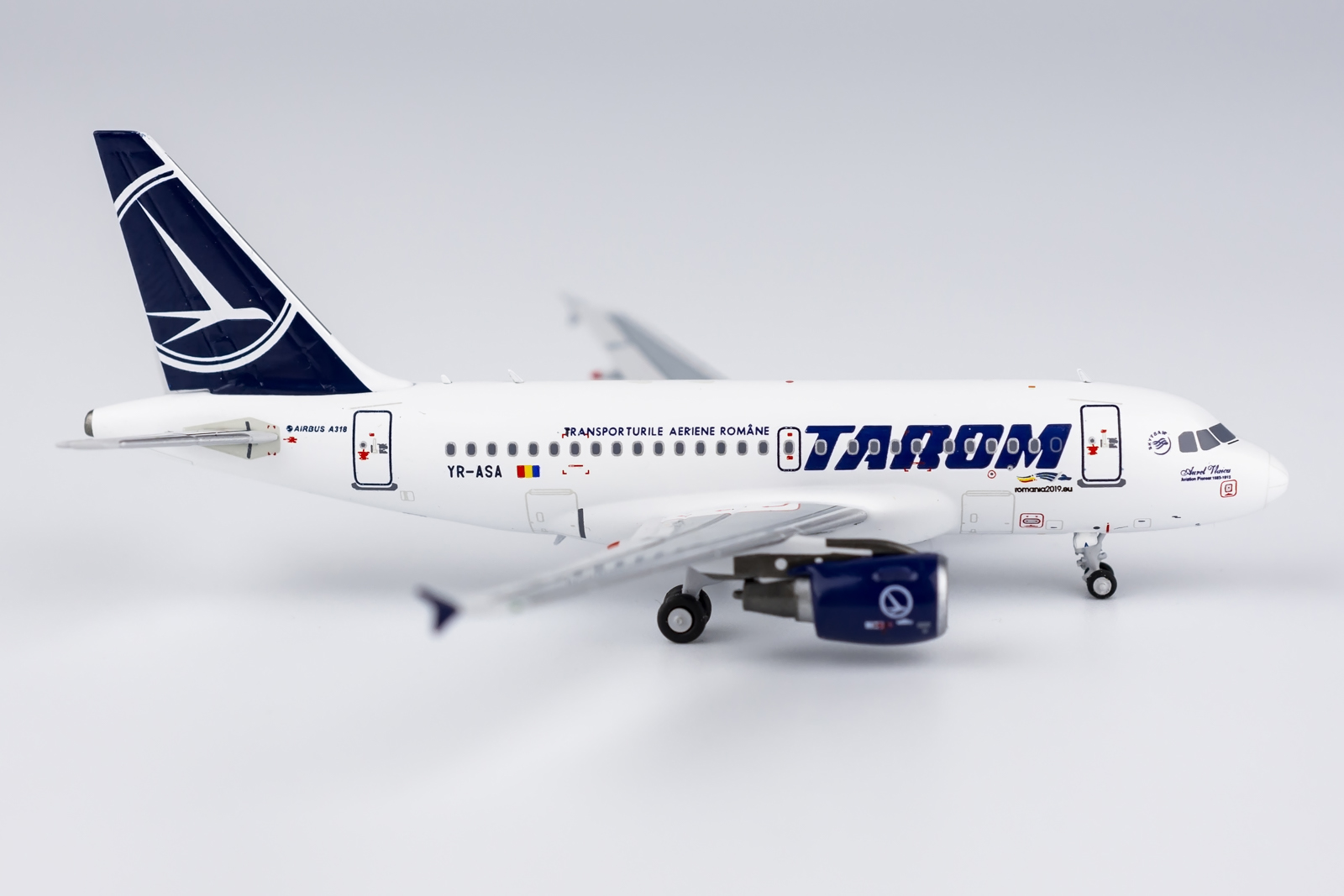 ScaleModelStore.com :: NG Models 1:400 - 48003 - Tarom - Romanian Air ...