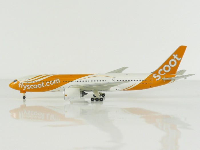 ScaleModelStore.com :: Sky500 1:500 - 0734SC - Scoot Boeing 777-200ER