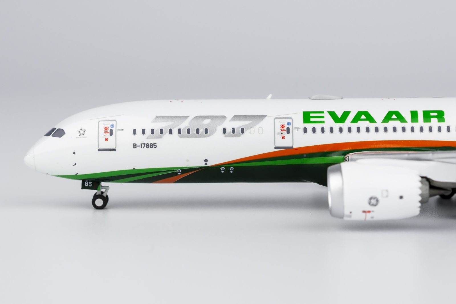 ScaleModelStore.com :: NG Models 1:400 - 55107 - EVA Airways Boeing 787-9