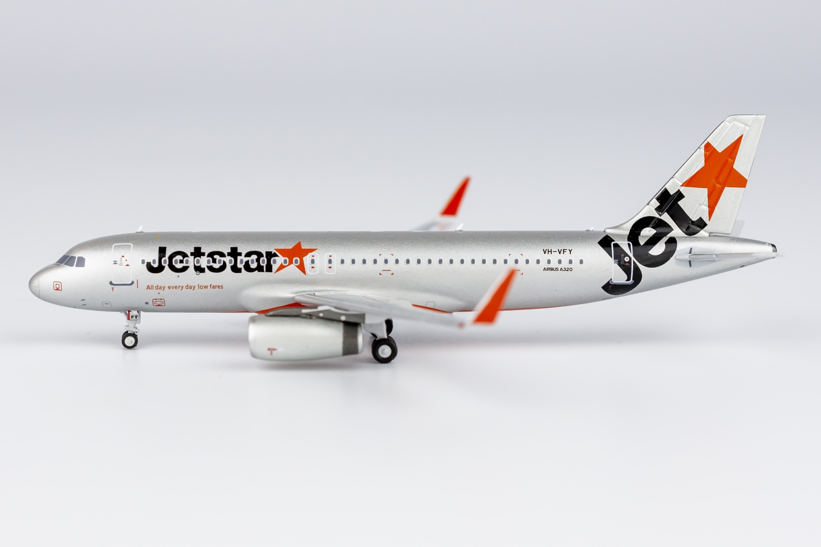 ScaleModelStore.com :: NG Models 1:400 - 15012 - Jetstar Airways Airbus ...